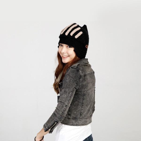 Handmade Knitted Knight Helmet Beanie - GEEKYGET