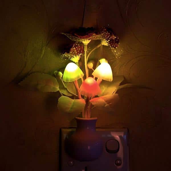 Mushroom Flower Color Changing Sensor Night Light - GEEKYGET