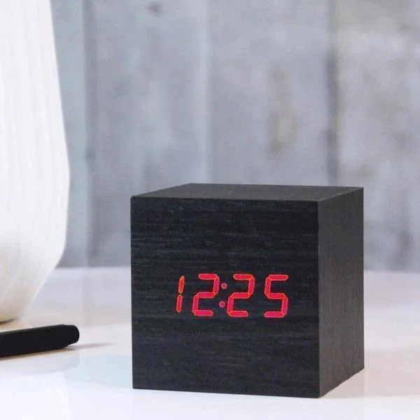 LED Wooden Cube Alarm Clock - GEEKYGET